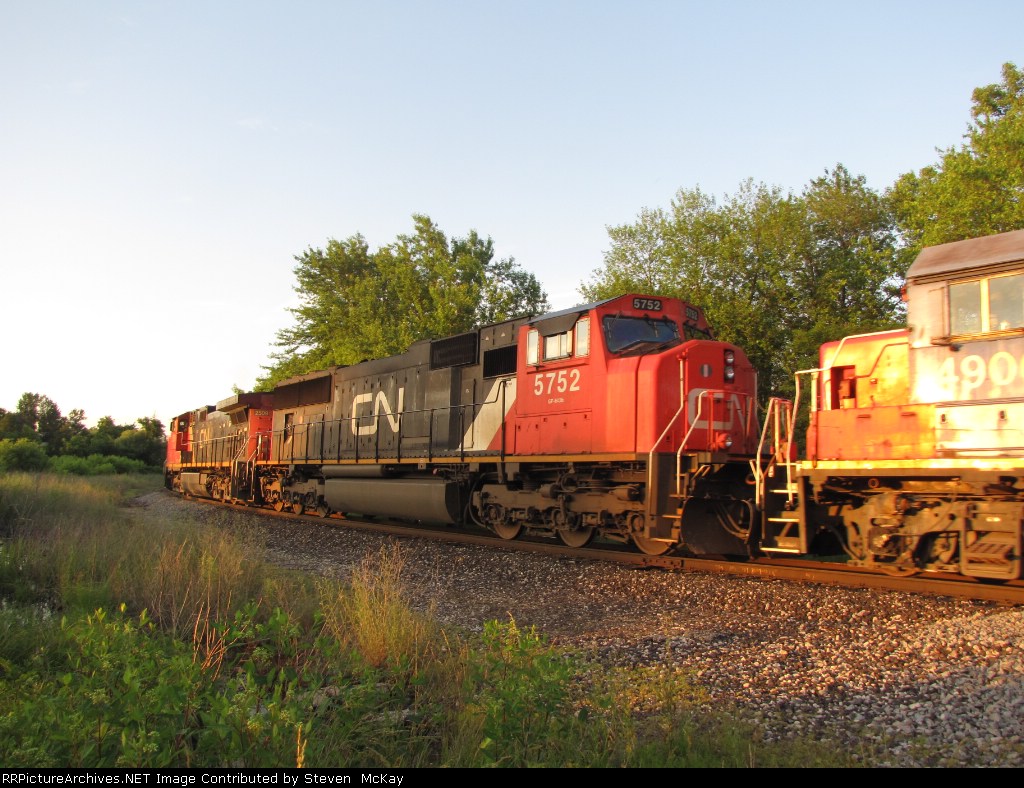 CN 5752